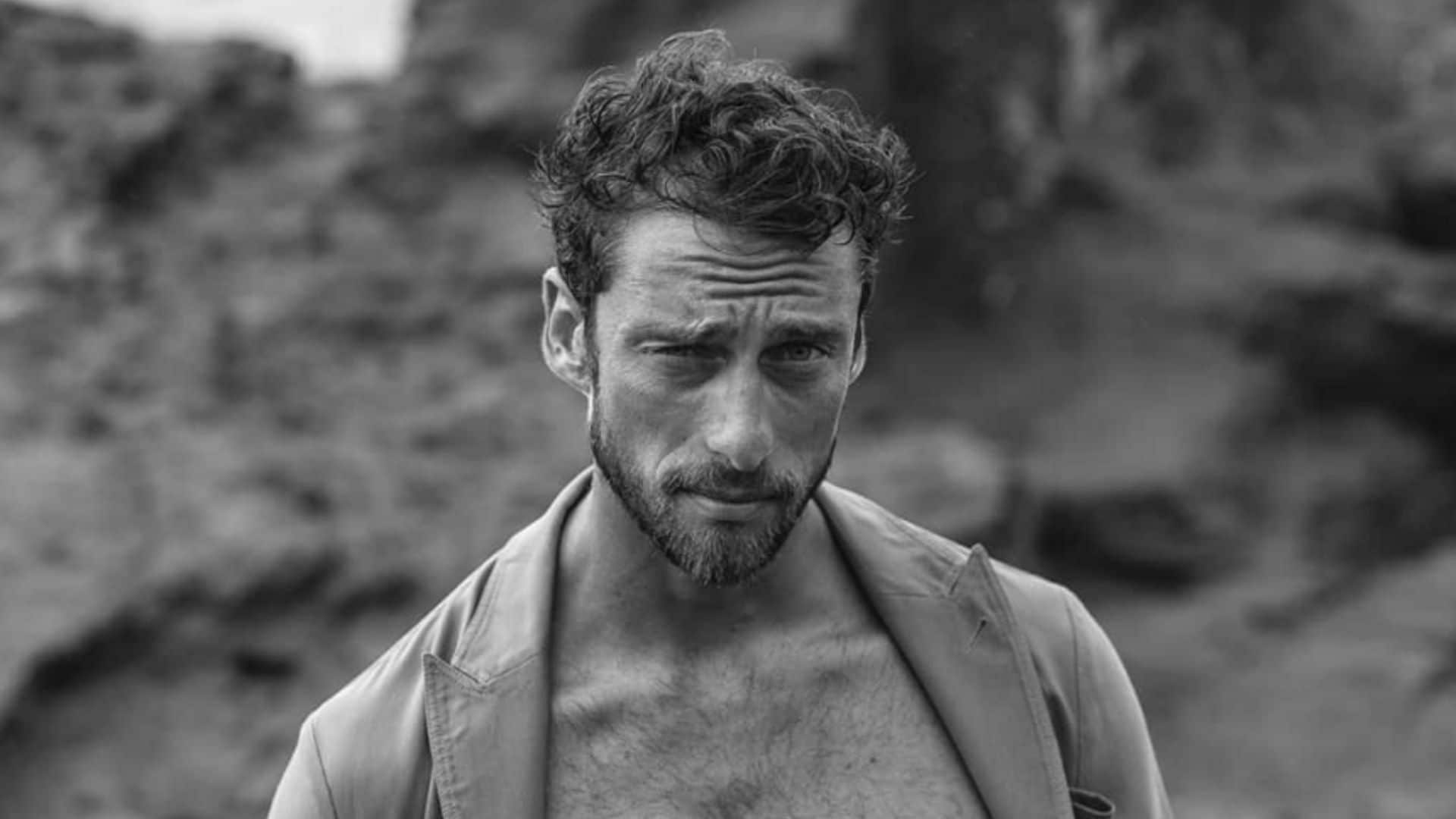 Claudio Marchisio in slip mostra il pack - Tuttouomini