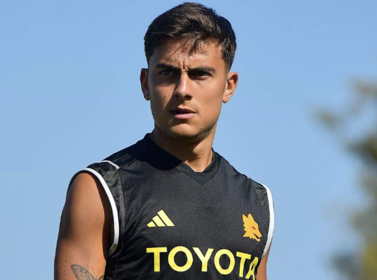 Dybala si sposa la proposta di matrimonio sui social - Tuttouomini