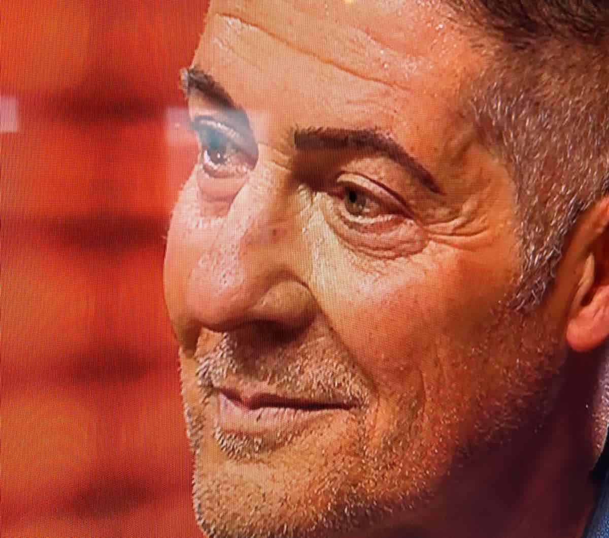 Danilo il concorrente di Masterchef 13 che si spoglia mentre cucina ...