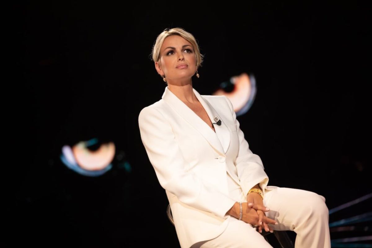 Francesca Pascale età altezza peso e chi è la fidanzata - Tuttouomini