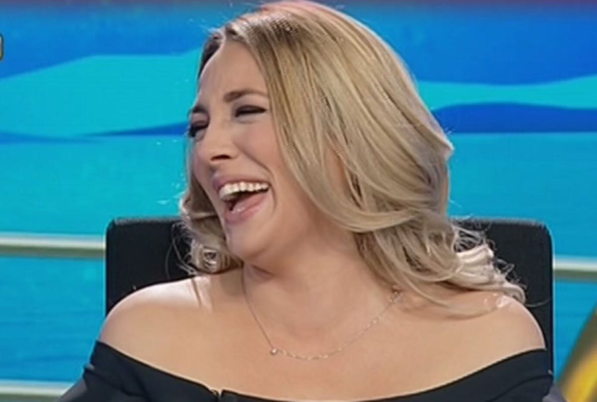 Francesca Manzini peso altezza età: tutto sulla comica italiana ...