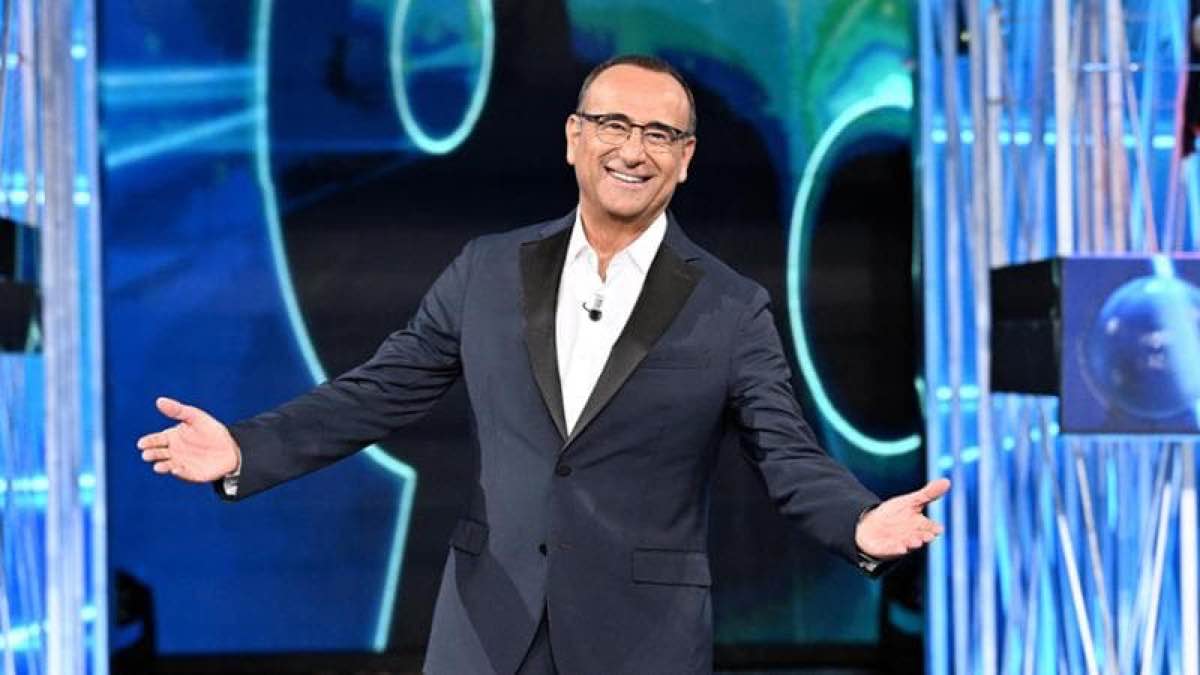 Carlo Conti altezza peso età: la vita privata del conduttore moglie e ...