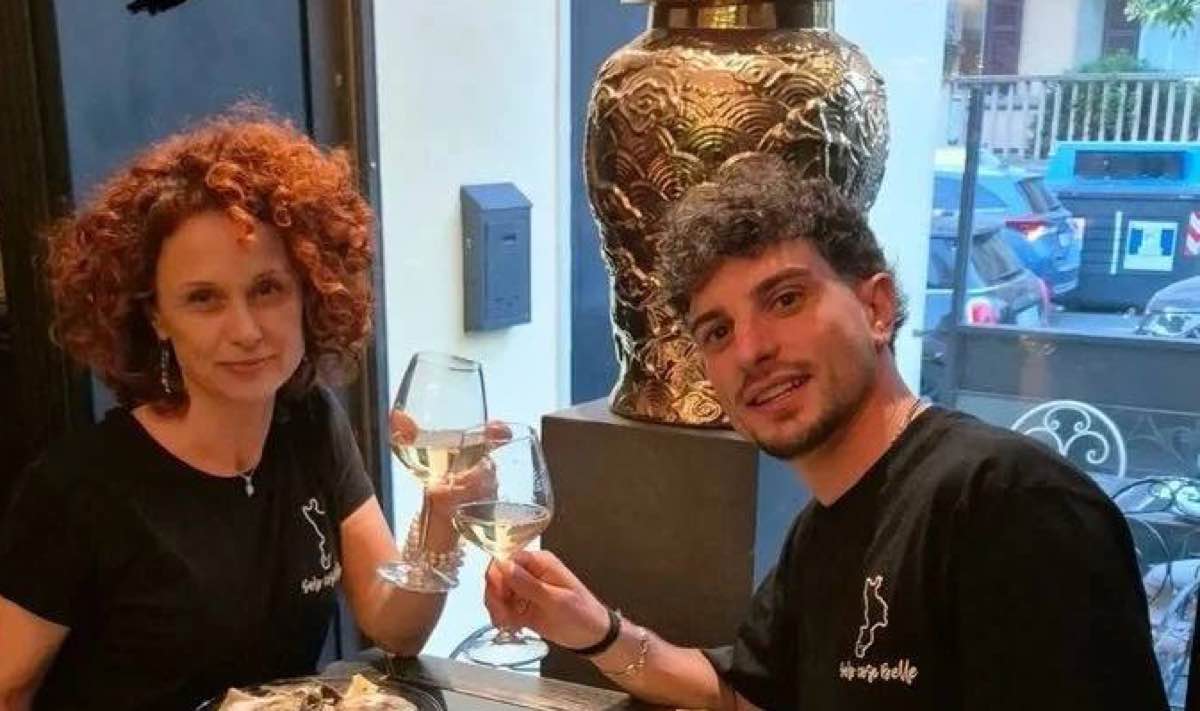 Beatrice Luzzi e Garibaldi è tornato l'amore? L'incontro, le dolci ...