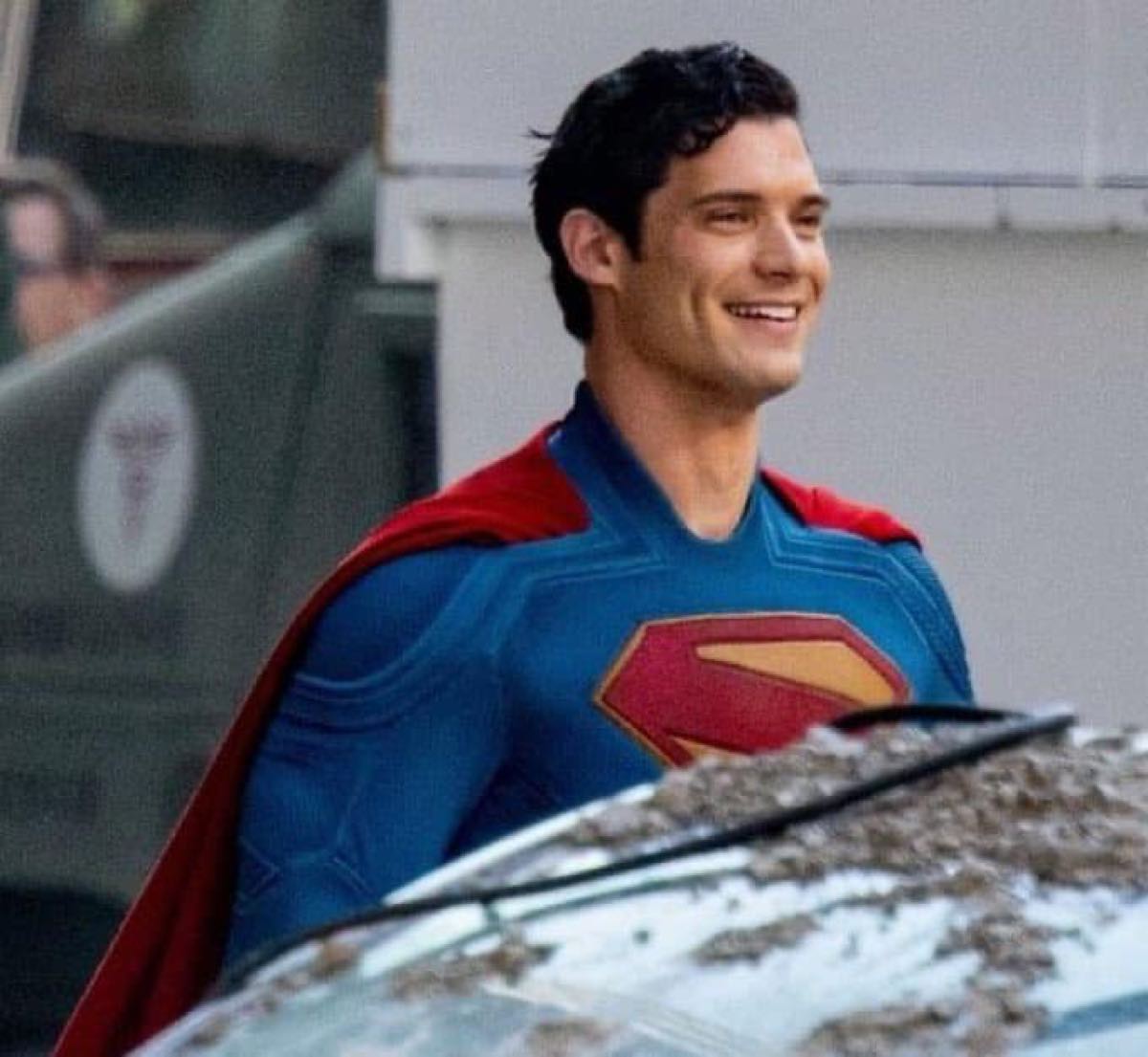 David Corenswet è il nuovo Superman: ecco le prime foto ufficiali del reboot - Tuttouomini