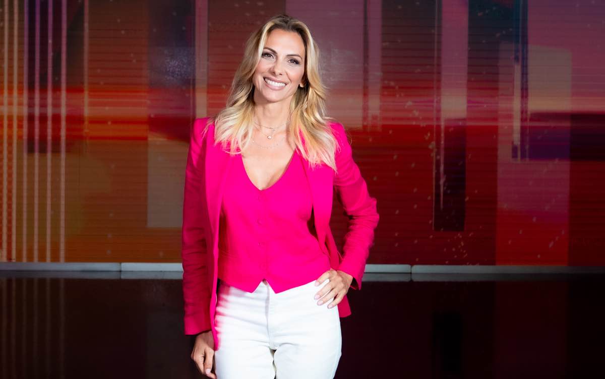 Simona Branchetti età altezza peso: tutto sulla conduttrice di Pomeriggio 5 news - Tuttouomini