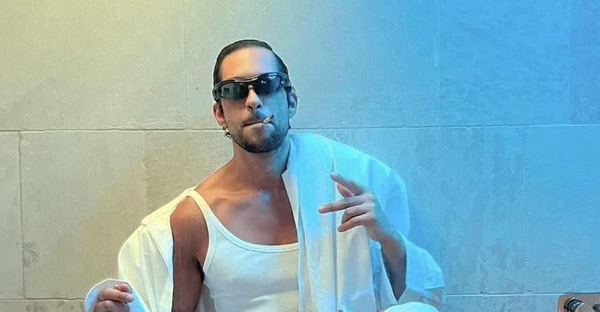 Stilista Mahmood Sanremo serata finale: chi lo veste e look - Tuttouomini