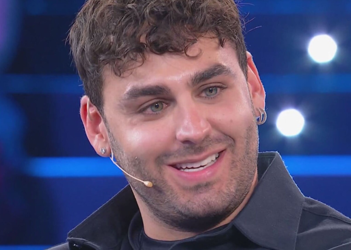 Alberto Urso ingrassato quanti chili ha messo su il cantante - Tuttouomini