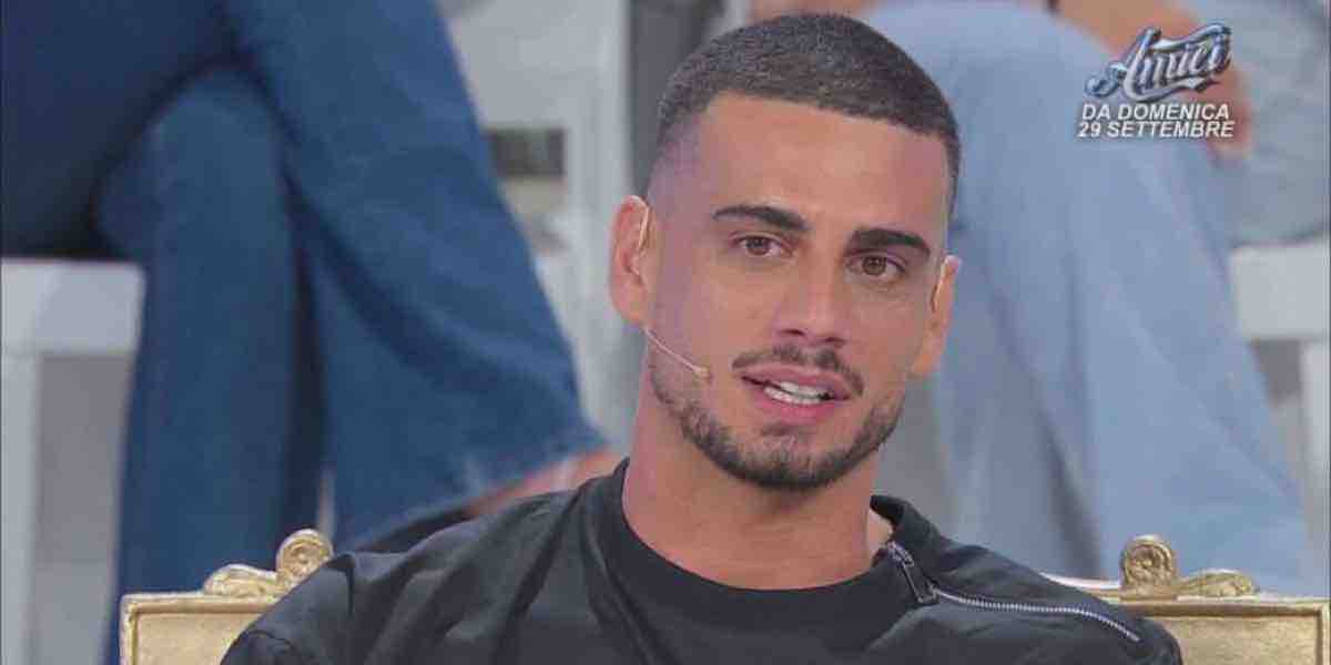 Chi è la ragazza con la quale Alessio il tronista si è visto fuori da ...