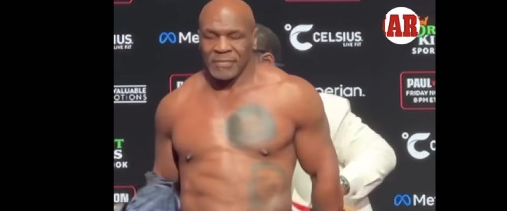 Tyson non si risparmia e alla sua età ci mostra quanto ancora è grande ...