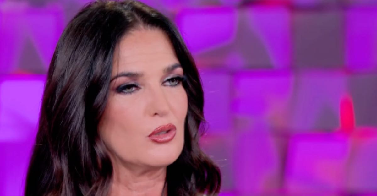 Chi è Alessia Mertz: età, altezza, peso, vita privata e carriera ...