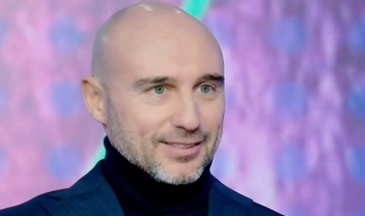 Chi è Andrea Rizzoli figlio di Eleonora Giorgi: età, altezza, peso ...