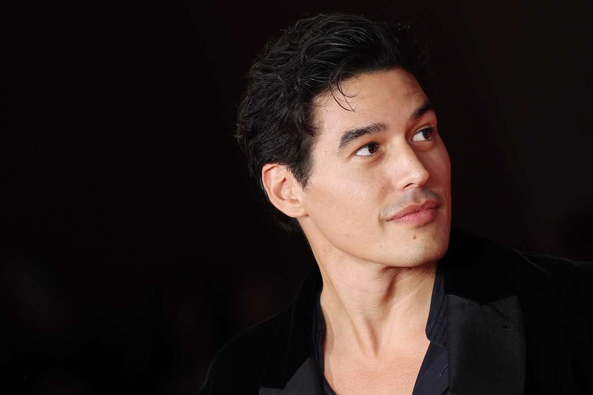 Chi è Cristiano Caccamo: età, altezza, peso, vita privata e carriera ...