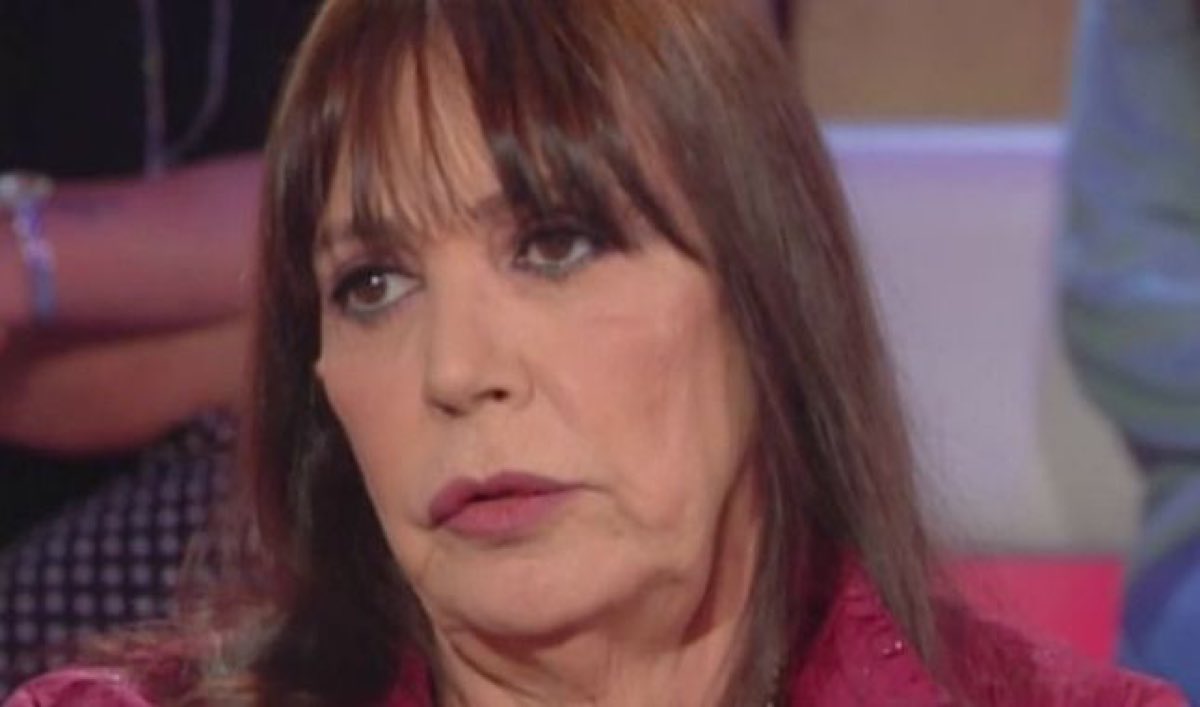 Viola Valentino età, peso, altezza e il tradimento di Fogli con Patty ...