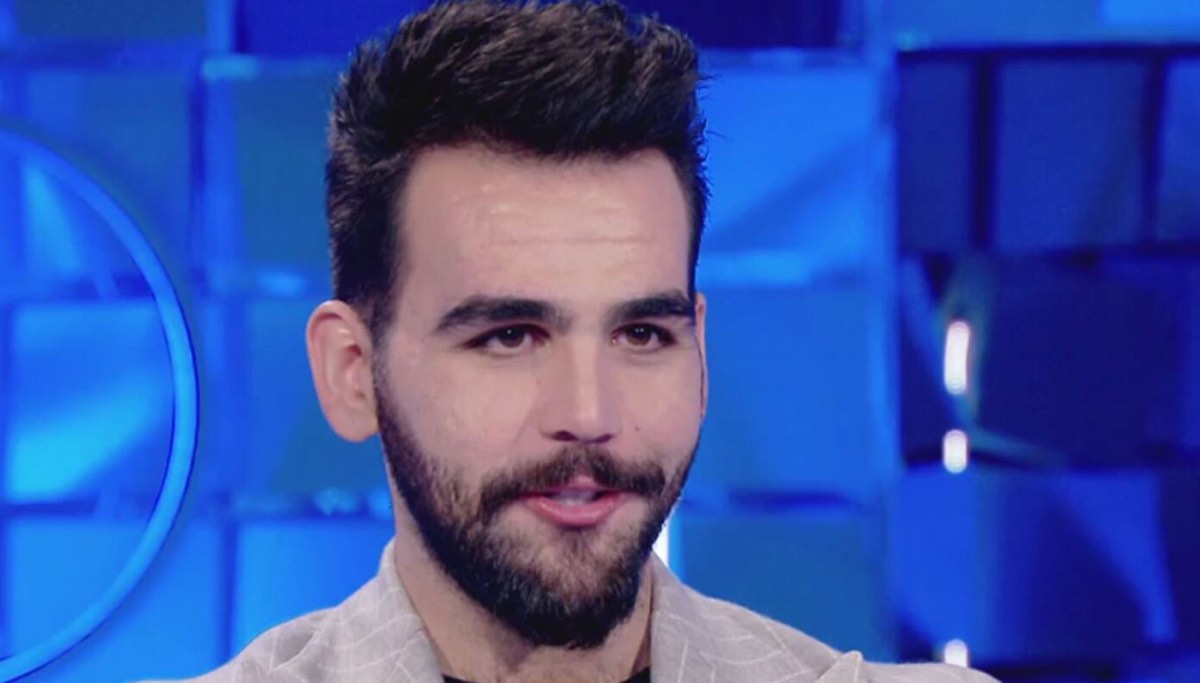 Ignazio Boschetto in costume: forma fisica del cantante che oggi è ...