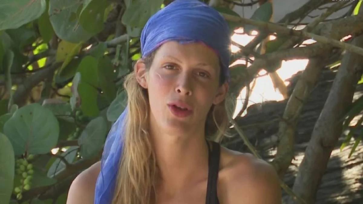 Carly si ritira dall'isola dei famosi grave infezione che non è da ...