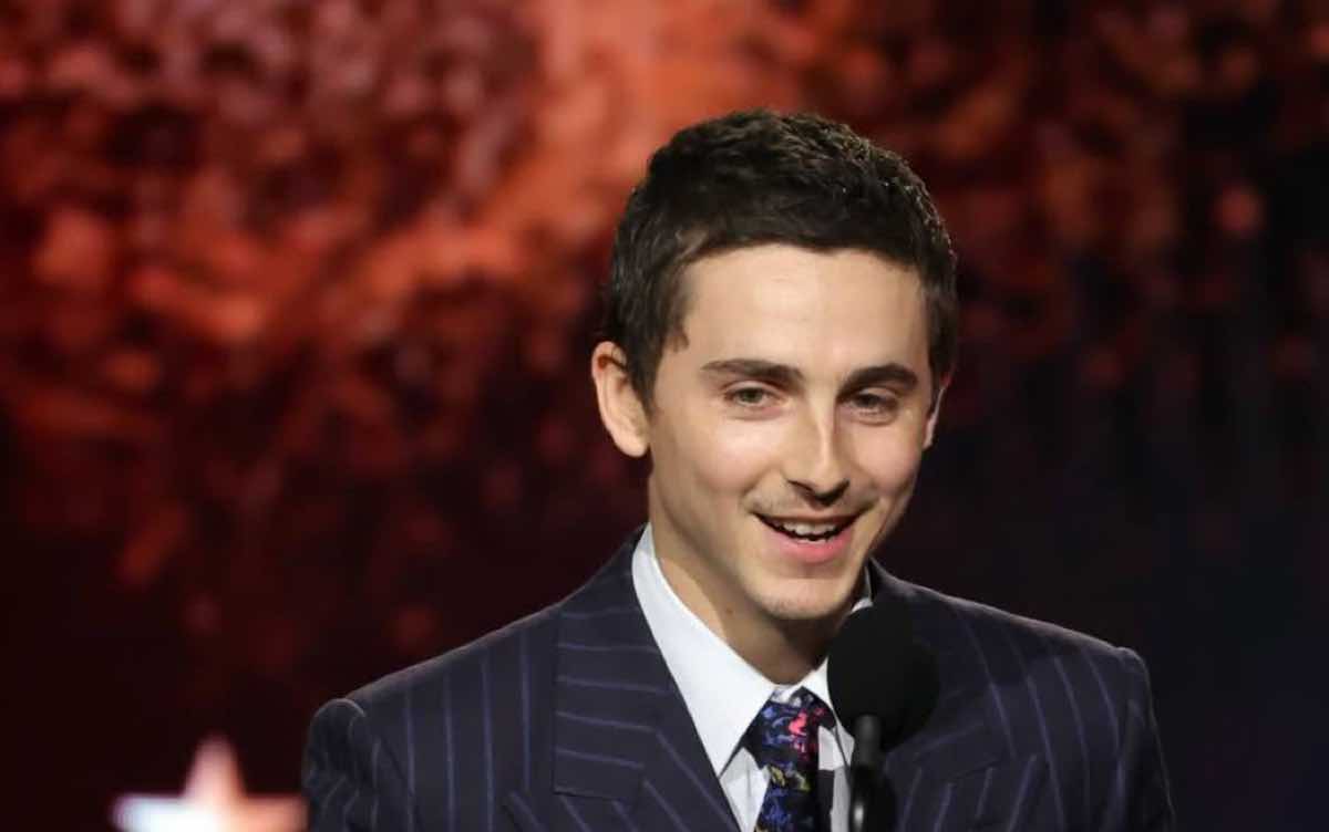 Timothée Chalamet vince ai Critics Choice Awards 2026 e la dedica a ...